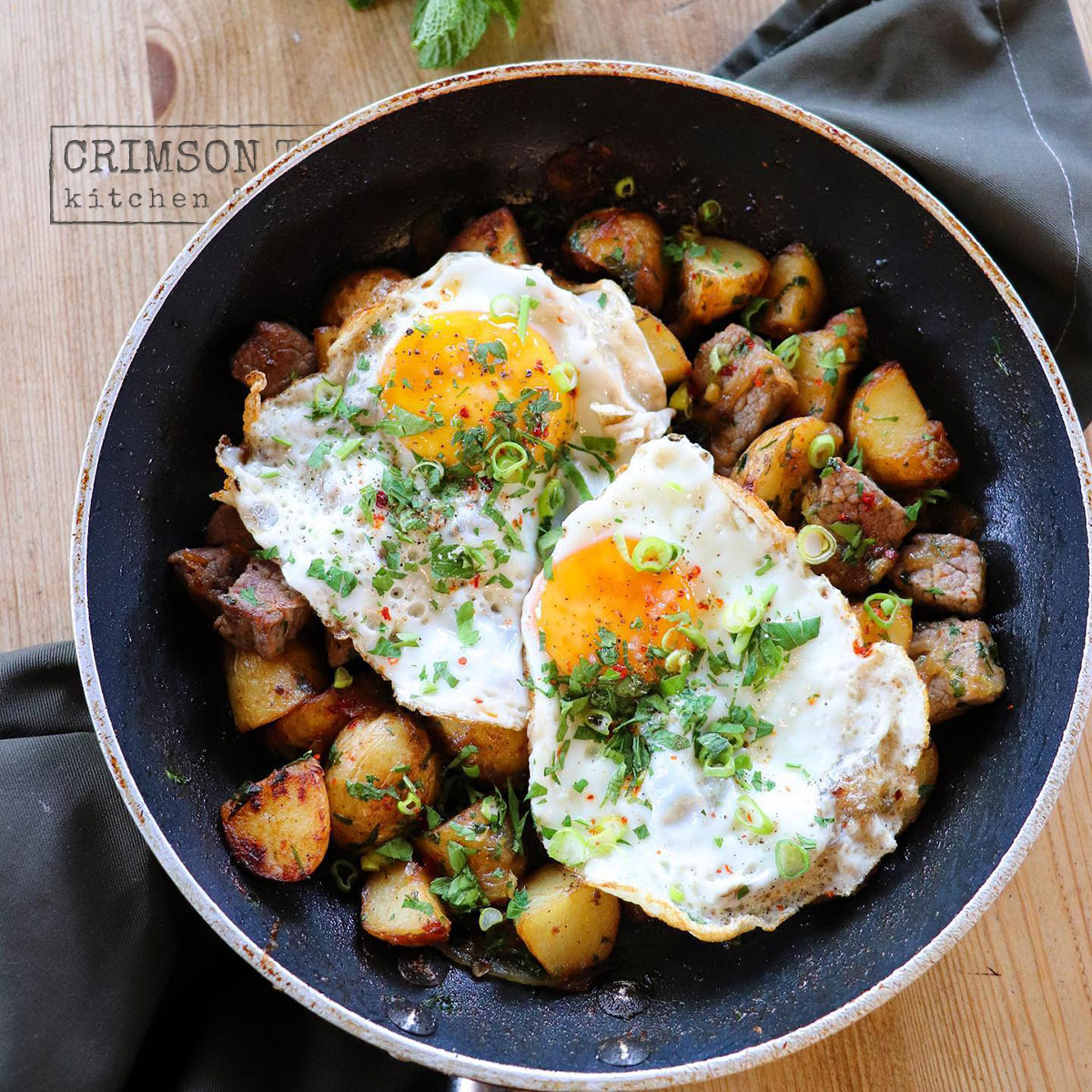 Crimson Tree | Breakfast